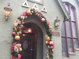 University of Arkansas: Decking the Halls at Christmastime - grace ...